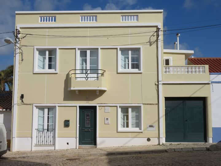 Casa Do Quintalão.apartamento Premium (5pax) - Sagres