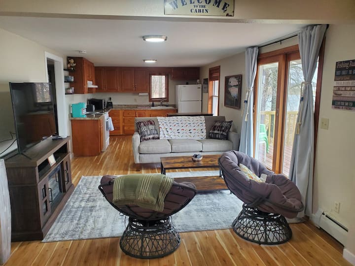 Cozy Cabin Lake Front - Splash Park, Princeton