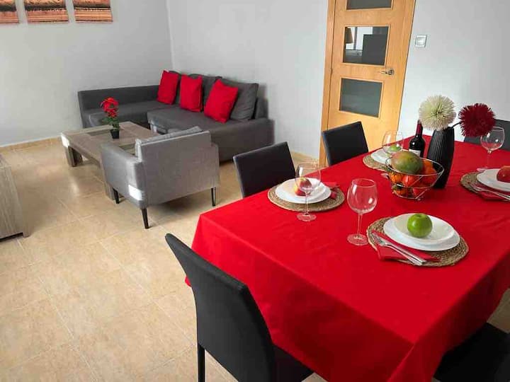 Calle Mora De Rubielos + Free Private Parking - Valencia