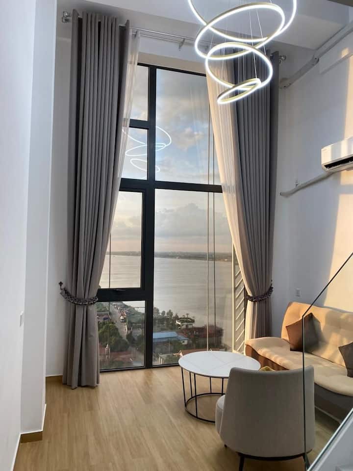Modern Loft Flat Riverfront - Phnom Penh