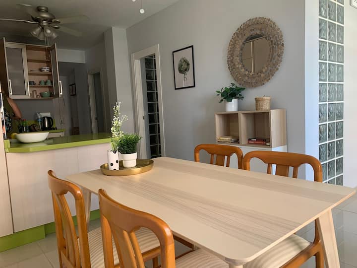 3 Kamer Vakantie Appartement Op De 2de Verdieping - Torremolinos