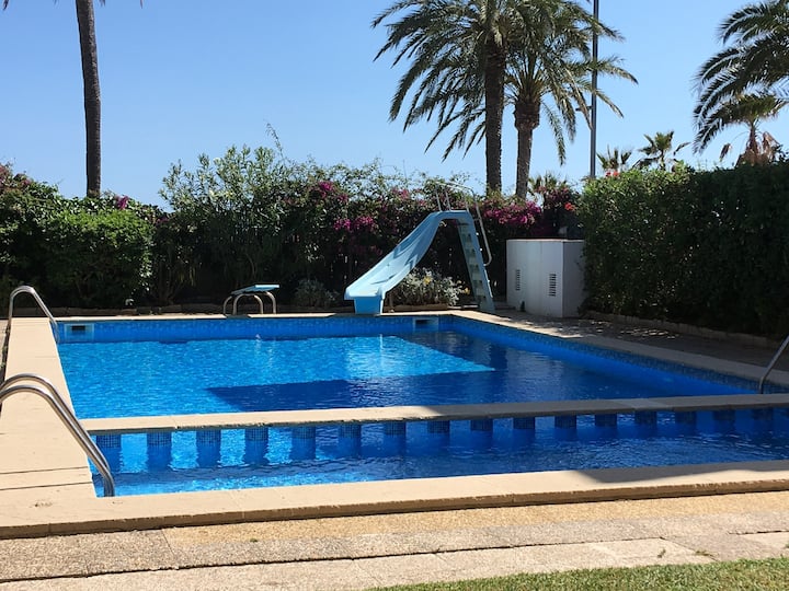 Apartamento Terraza Vista Al Mar Y Piscina - Castelldefels