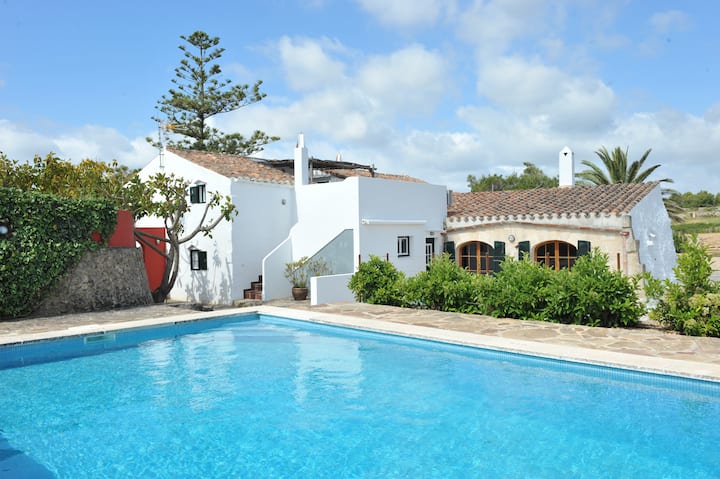 Casa De Campo Menorquina Con Piscina Compartida - Minorca