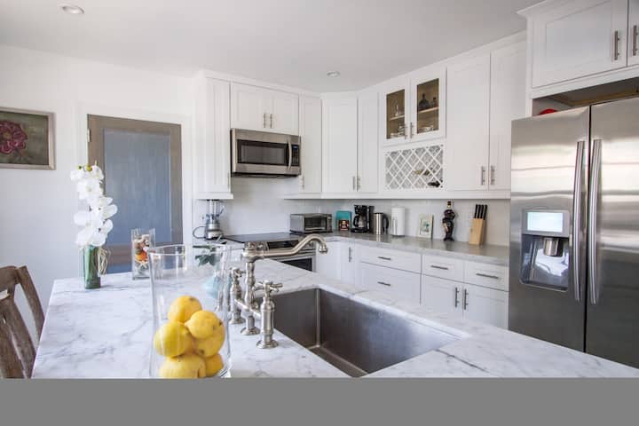 Cozy Cottage Close To Atlantic Ave. - Delray Beach, FL