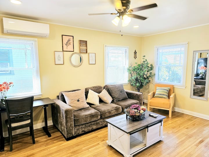 Detached Charming House Prime Location King-bed! 2 - Pasadena, CA