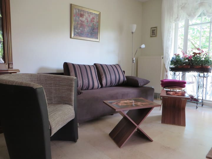 Ruhige Ferienwohnung Im ÖHringer Süden - Neuenstein