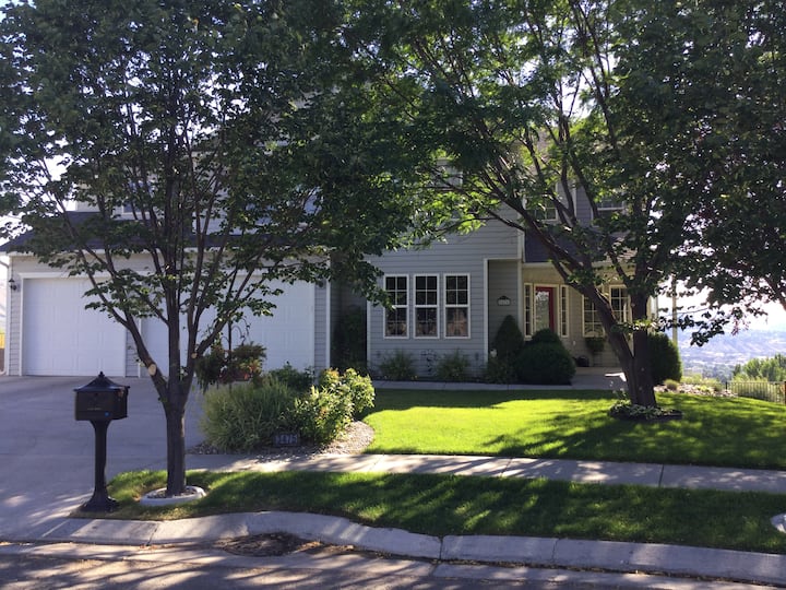 Portneuf Rooms(2-private Rooms&1-bath)
Sleeps(1-6) - Pocatello, ID