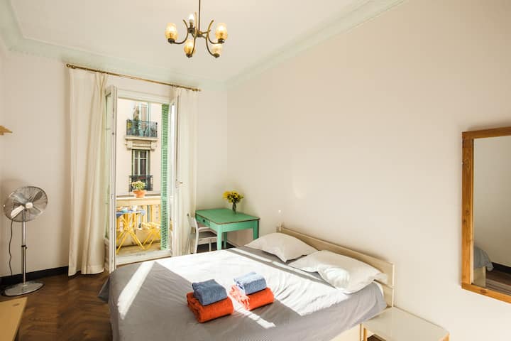 Bed Of Your ☆Dreams☆ W Balcony 5 Minutes To Beach - Villefranche-sur-Mer