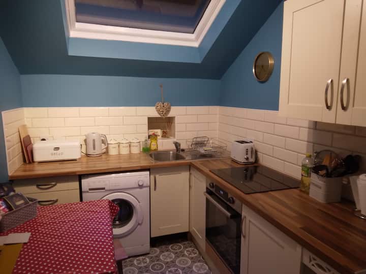 Cosy Central 1 Bedroom Apartment, Free Parking - インヴァネス