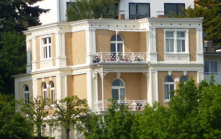 Spacy Appartment In Charming Villa - Cassel, Allemagne