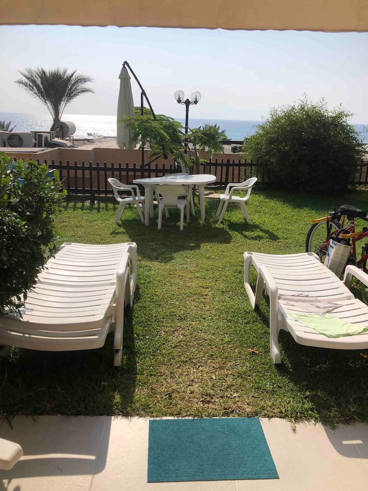 Halate Sur Mer
Private Chalet In Private Resort - Lebanon