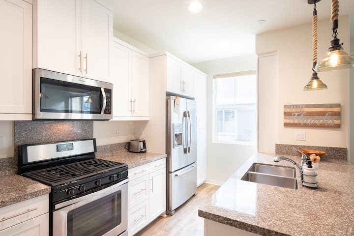 "Beach Town Home" Vacation Rental - Chula Vista, CA