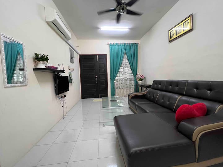 Homestay Hydrangea Di Jerai Kedah For Muslim Only - Gurun