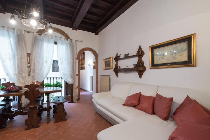 Casa Antica - Florence