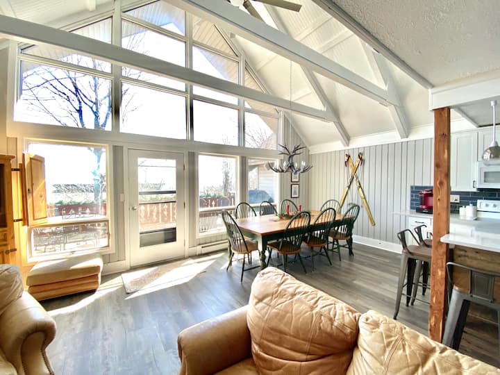 Charming Ski Chalet Sleeps 11 - Banner Elk, NC