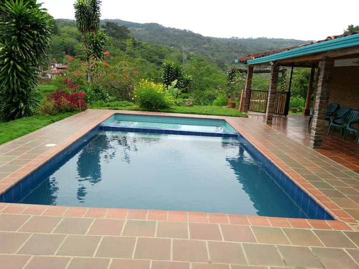 Hospedaje Familiar San Gil - Curiti