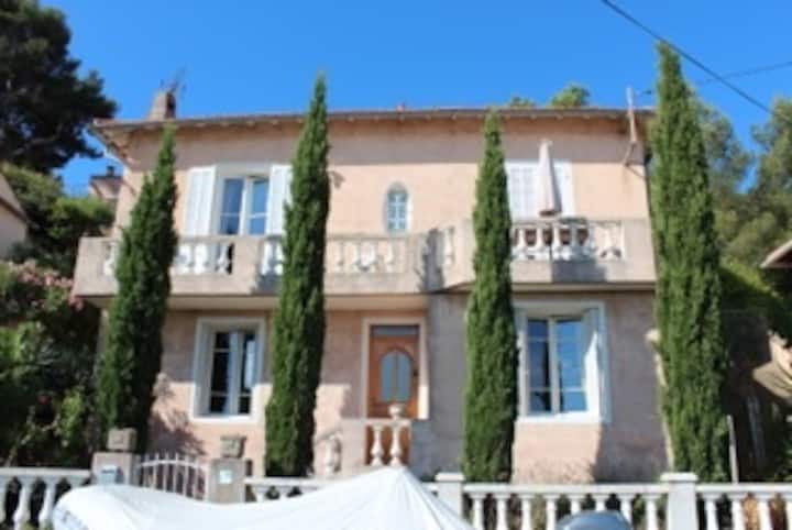 Villa A Coté De Mer Avec Vue Superb - Saint-Mandrier-sur-Mer