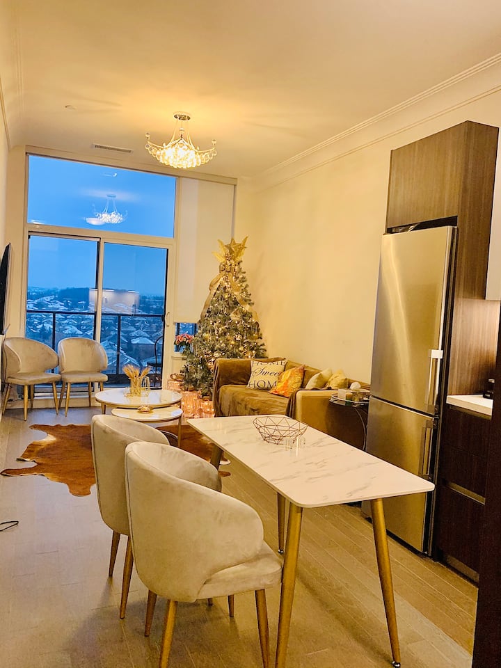 Luxury 1-bdroom Penthouse With An Amazing View - Markham