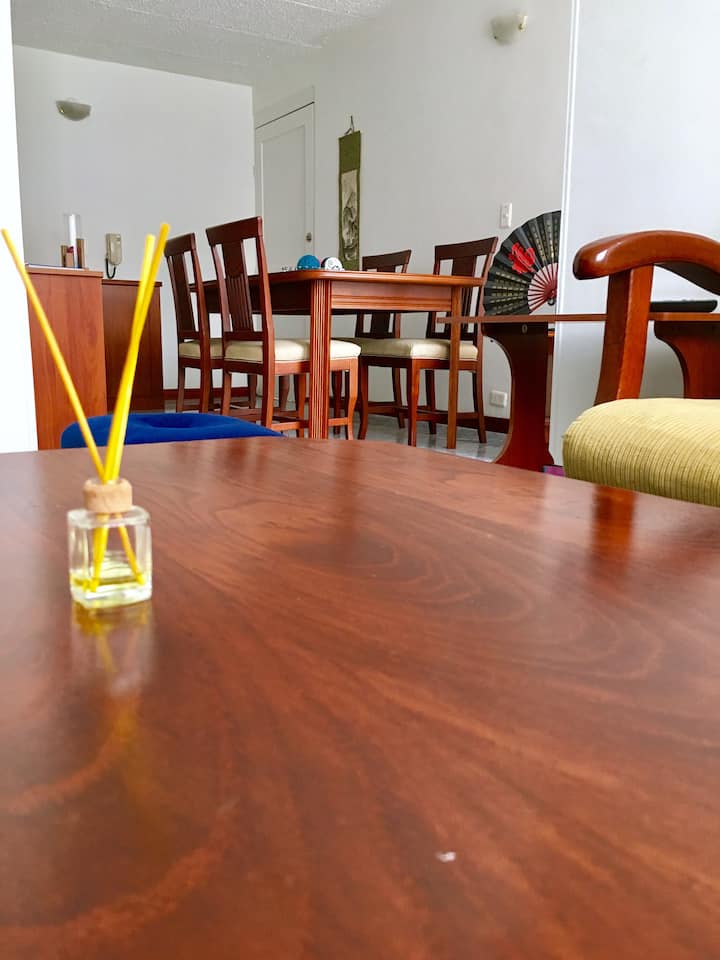 Apartamento Iluminado Acogedor Rodeado De áRboles. - Bogota