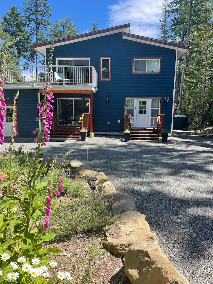 Gabriola Studios Large Private Suite With Hot Tub - Nanaimo