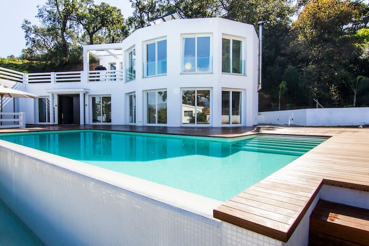 Big Modern Villa, Heated Pool. Amazing Views - Andalucía