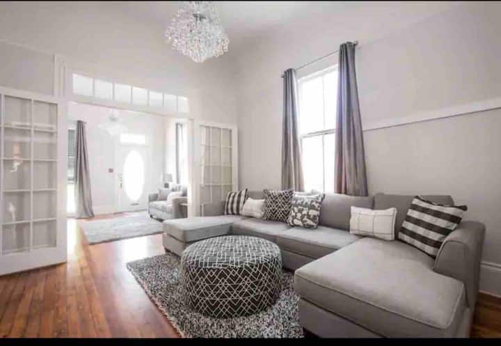 Bayou Bliss…in Mid City….steps To Canal  Streetcar - La Nouvelle-Orléans, LA