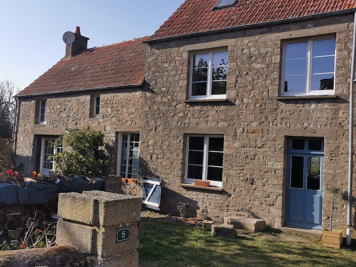 Clos Bel Es Martin. 12 Voyageurs - Auderville