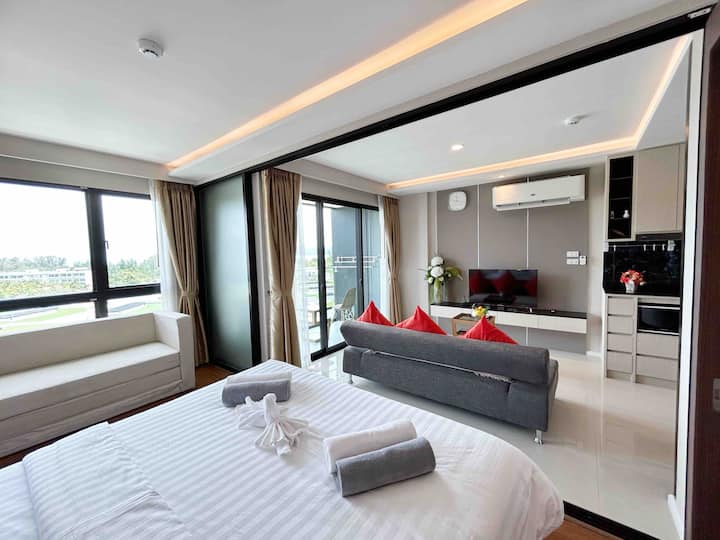 Seaview, Cozy Apartment, Surin - Phuket