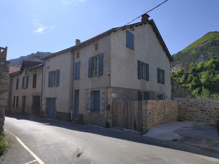 Maison De Village, Carrefour Gorges Tarn Et Jonte - Le Rozier