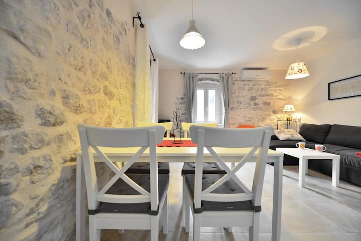 Cosy Charming Apartment - Supetar