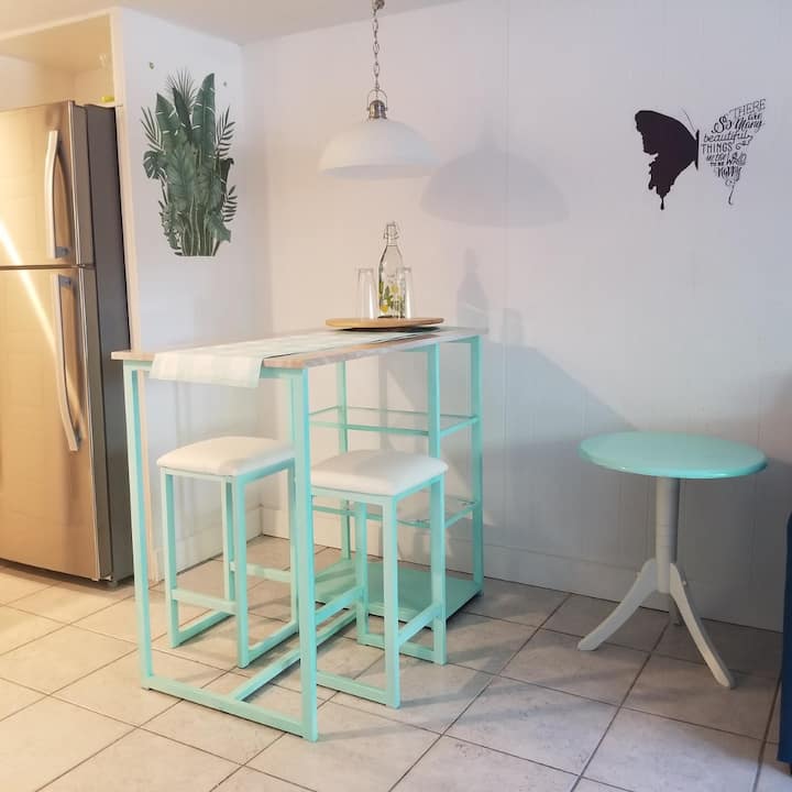 Little Sweet Home, Montréal - Montreal
