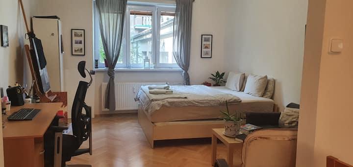 Artistic Studio Near To The Castle & Centre - Praga