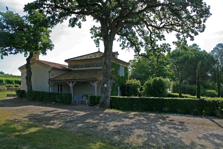 Gite De Charme  Avec Piscine - Condom