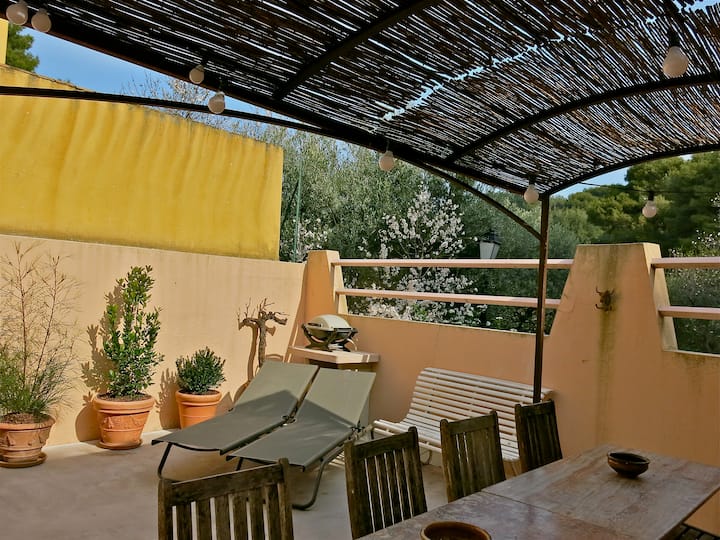 Cassis Hyper Centre Pleine Nature - Cassis