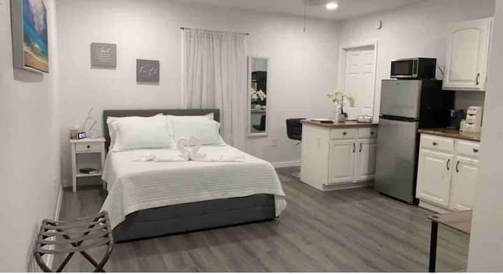 Private Guest Studio In The Heart Of Orlando. - University of Central Florida,Orlando