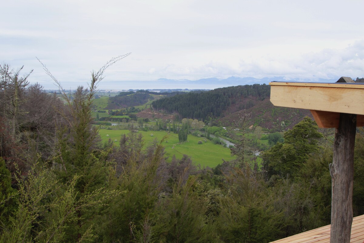 Stunning views from warm cosy yurt - Yurts for Rent in Motueka Valley ...