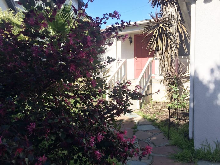 Charming House In West Los Angeles - Culver City