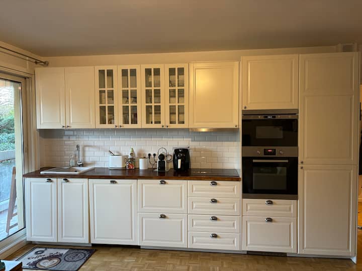 Appartement Climatisé 2 Chambres
Parking  Privé - Calanques de Marseille