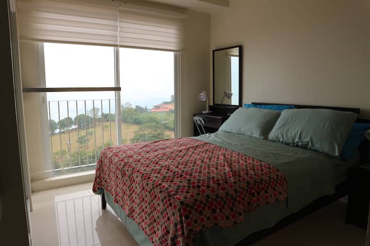 2br Condo Unit With View Of Taal - Tagaytay
