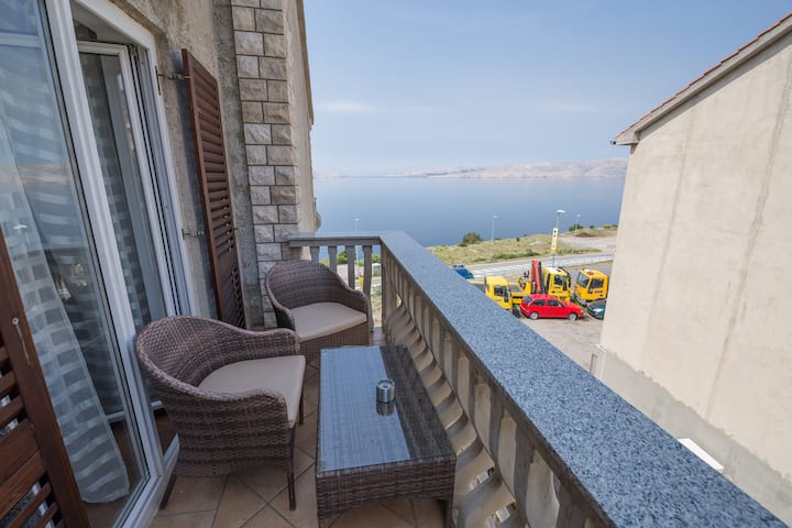 Apartments Lola 2 - Senj