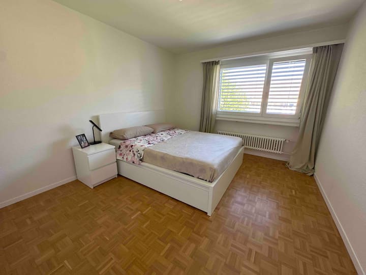 Cosy Room In Zurich Near Letzigrund Stadion - Zürich