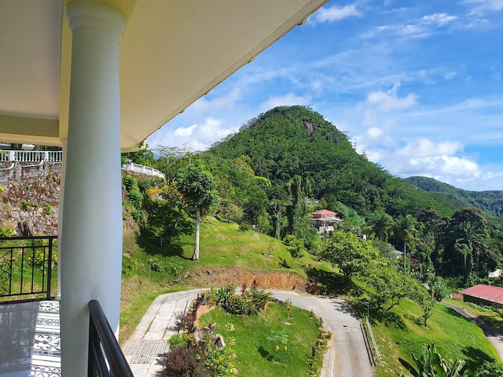 One Bedroomed Apartment With Private Pool - Seychelles