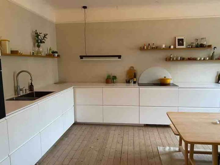 Spacious, Bright & Beautiful Aptm In Central Oslo - オスロ