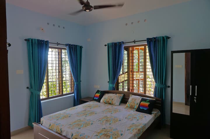 Private Room 3 - Red Rose Guesthouse - Varkala
