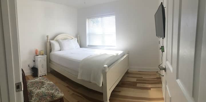 Cozy Suite!(near Dwtn Atl) - Atlanta, GA