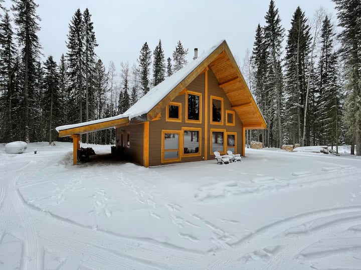 10 Best Cabin Rentals In Nordegg, Canada - Updated 2024 | Trip101