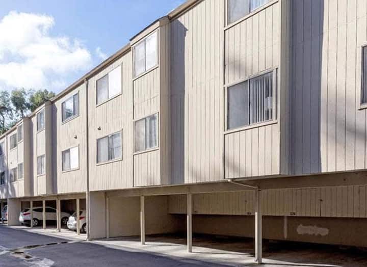 2bed/1bath Apt In Santa Clara/great Location - Cupertino, CA
