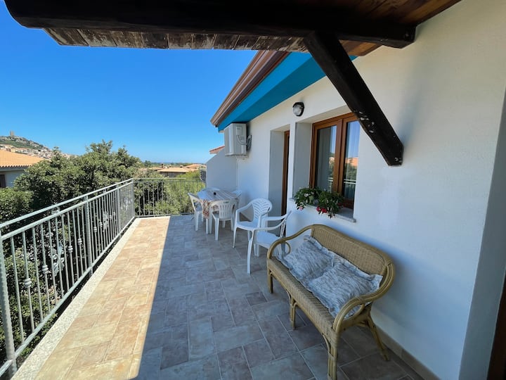 Casa Panorama Con Vista Mare E Borgo Di Posada - Siniscola