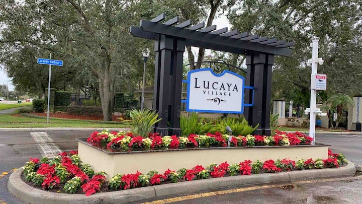 4 Bd/ 3 Ba/ Lucaya Village (23-101) - Four Corners, FL