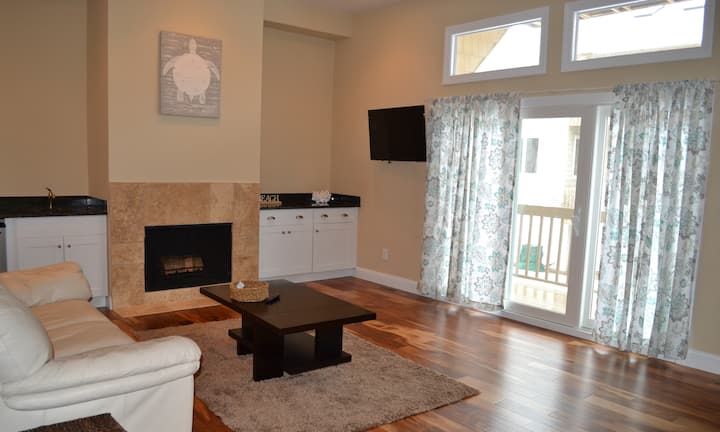 Great Town Home Beach Block In Brigantine - Brigantine, NJ